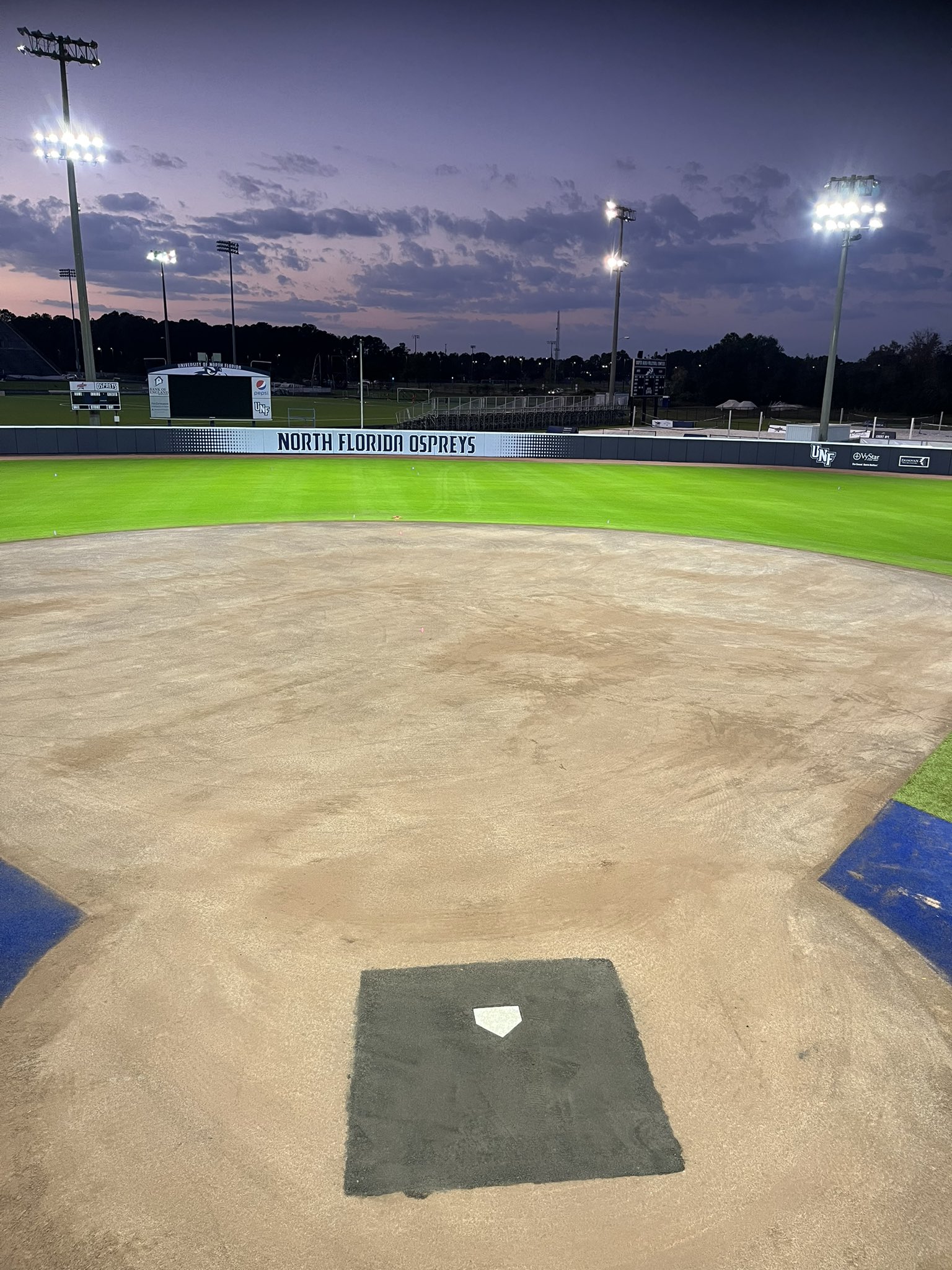 Spotlight Install: The University of North Florida – The DuraEdge Blog